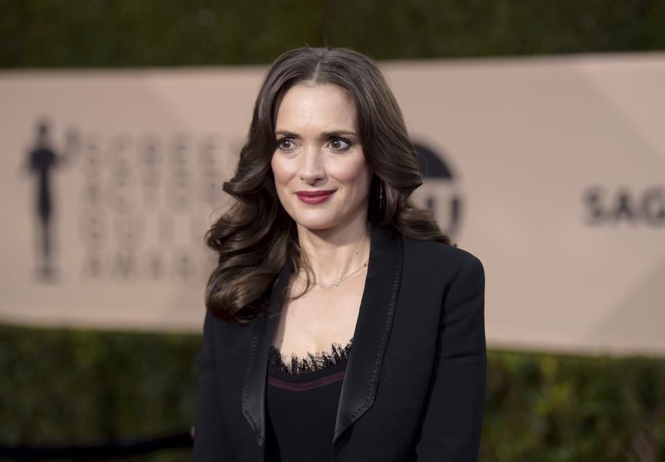 Winona Ryder – I Review Stuff